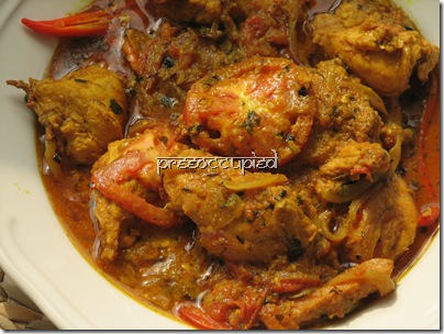 PreeOccupied: Kasoori Chicken Curry